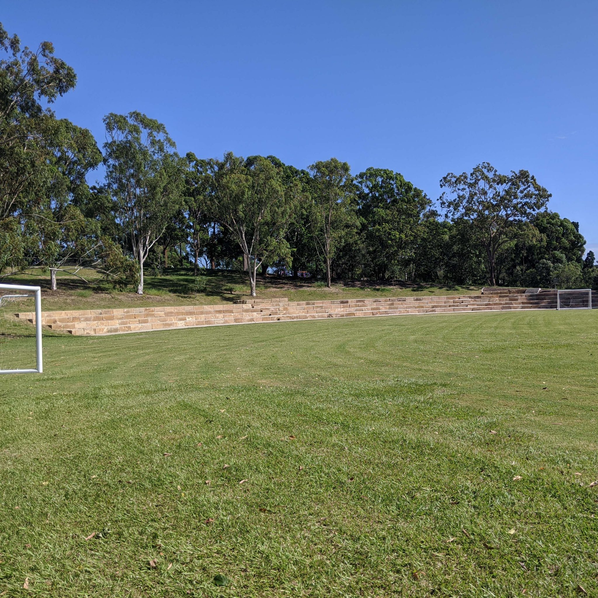 Sandstone Amphitheatre Seating, Rochedale South SS • Orterra
